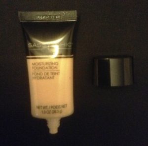 Sassy Chic Moisturizing Foundation - 365 Cosmetic Reviews.com